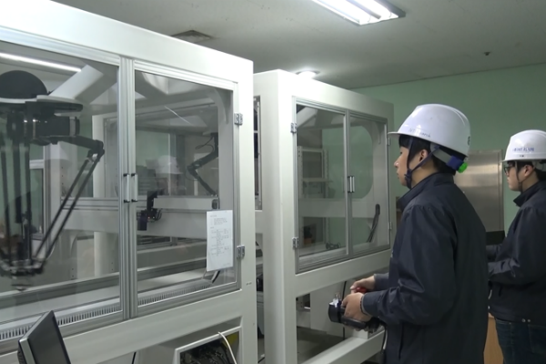 NT Robot, Pursuing a Human-Robot Symbiosis